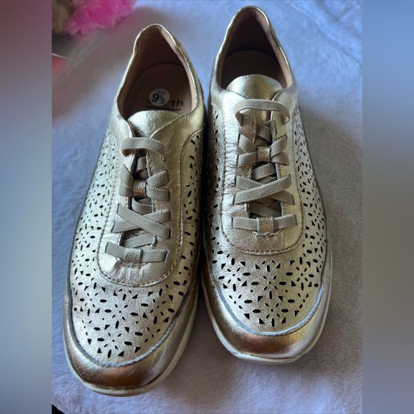 Earth | Shoes | Earth Nimble Viva Sneakers Metallica Gold Leather Slip ...